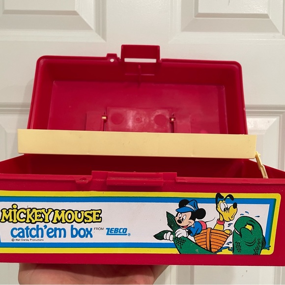 Disney | Other | Vintage Red Mickey Mouse 2 Catch Em Box Zebco Fishing ...